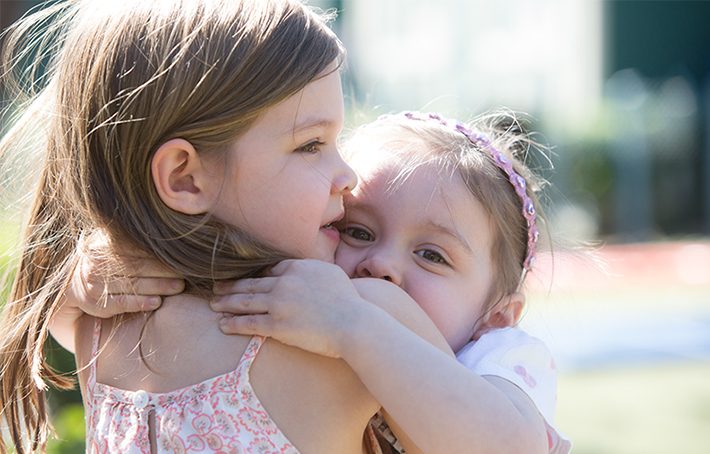 The Pros and Cons of Siblings Sharing a Room – Whizzkids